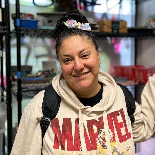 Meet Renae: A newly Certified Artist – Piece by Piece Los Angeles